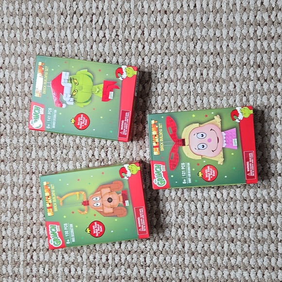 Dr. Seuss | Other | The Grinch Dr Seuss Brick Buiding Set Lot ...